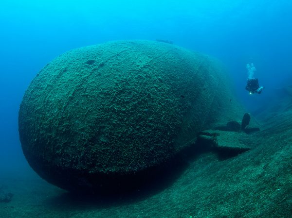 MAN MADE – Underwater Photography